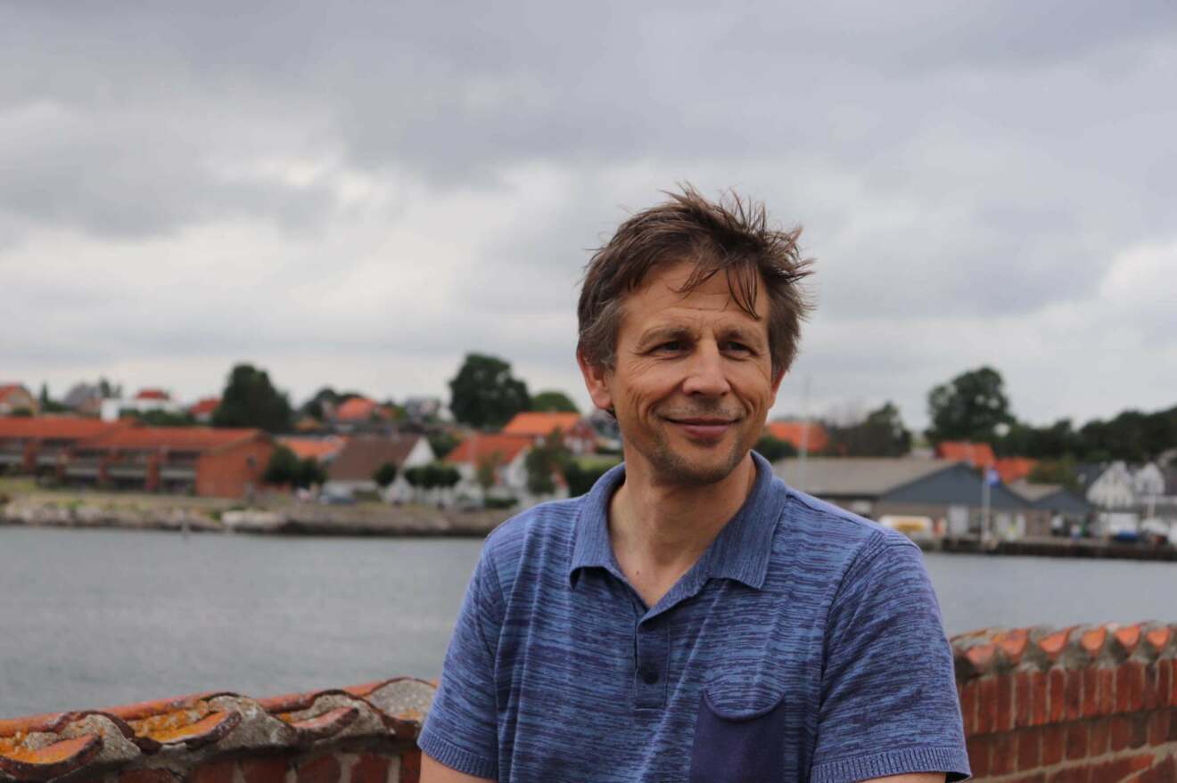 François Rummens on the front of the stage! | CEB-BEC